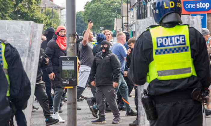 Met Police statement: Ready for race hate events tomorrow | Inside Croydon